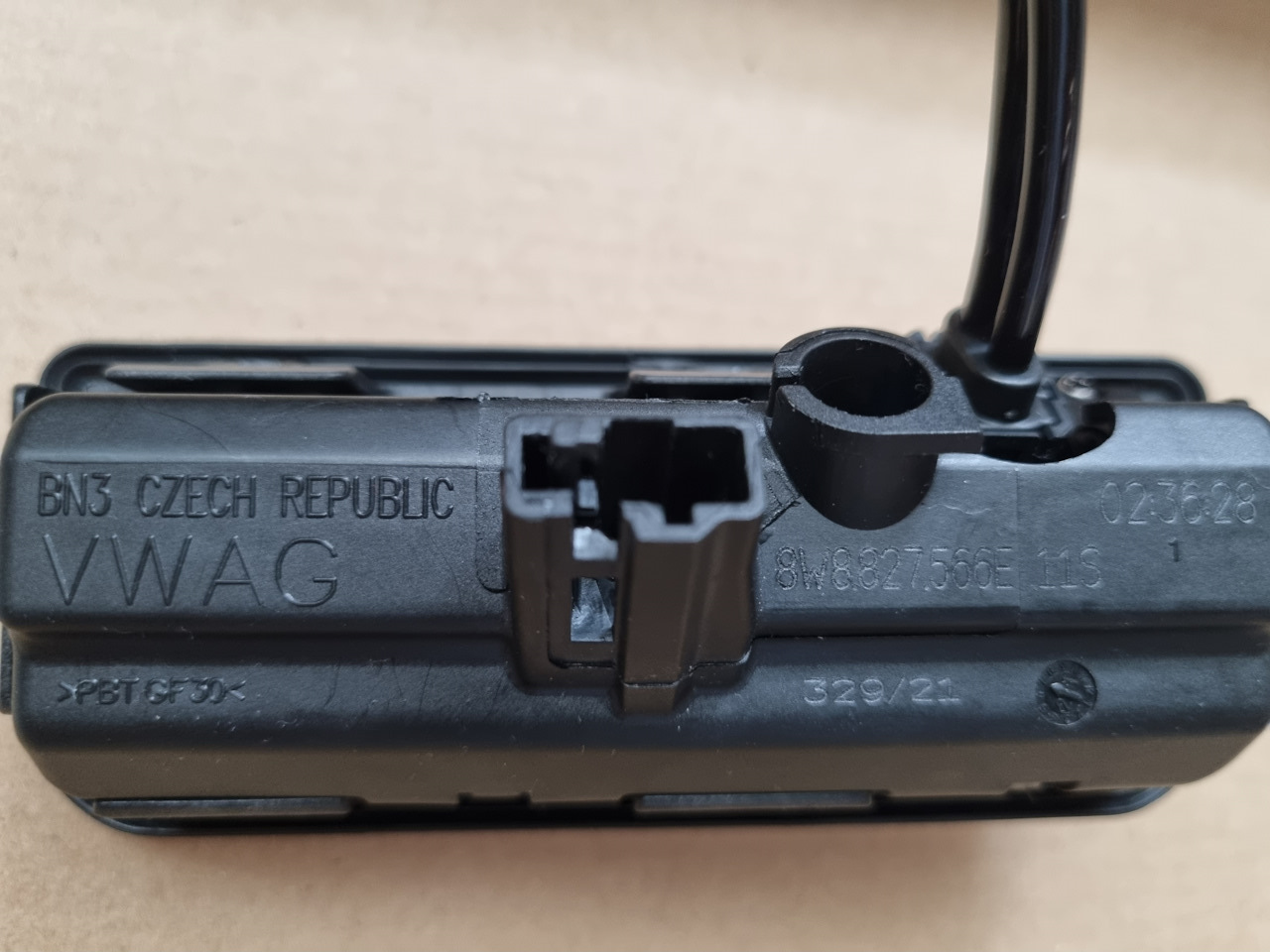 Дешевая камера 5Q0980556 High (PR-KA2) вместо Low в Rapid G2 — Skoda ...