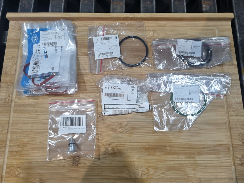 Чистка впуска (орехом)+прокладки, помпа и мелочи — BMW X5 (E70), 3 л ...