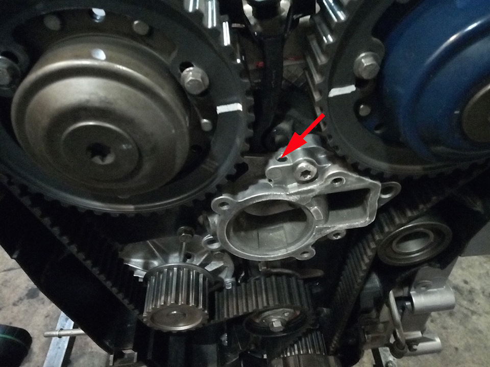 Ремонт термостата. Требуется подсказка. — Volvo XC90 (1G), 2,9 л, 2004 ...