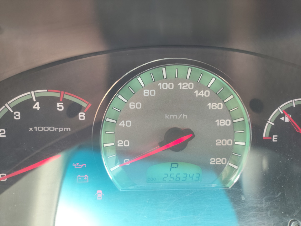 Замена передних нижних рычагов на оригинальные — SsangYong Rexton (2G ...