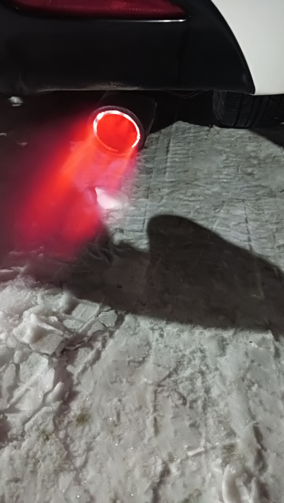 Насадка с подсветкой — Hyundai Avante (5G), 1,6 л, 2012 года | своими ...