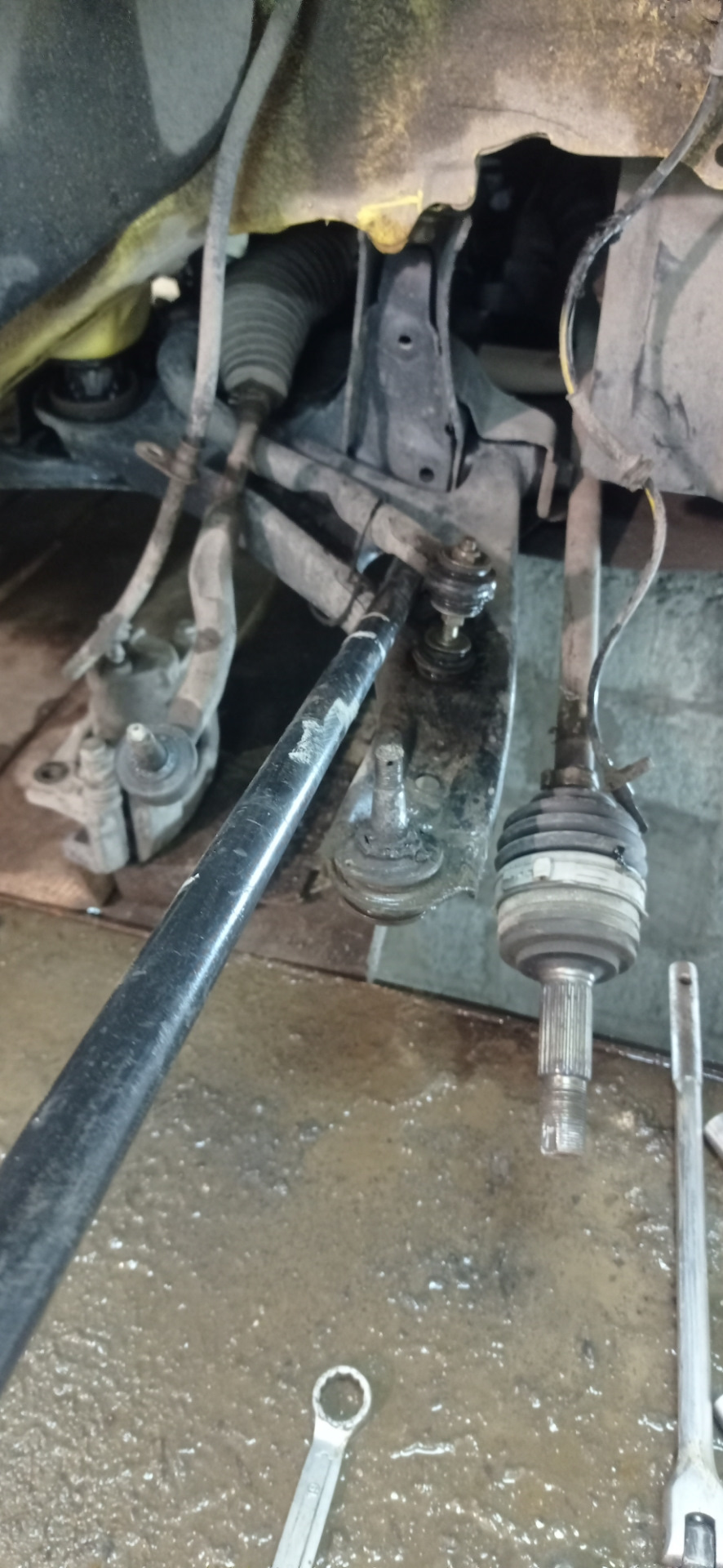 Подшипник ступицы переднего и заднего колеса — Peugeot 107, 1 л, 2008 ...