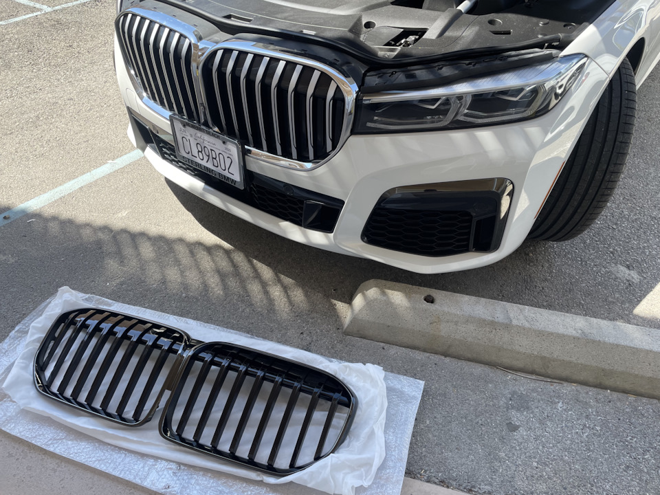 Black Grille Assembly OEM — BMW 7 series (G11/G12), 4,4 л, 2020 года ...