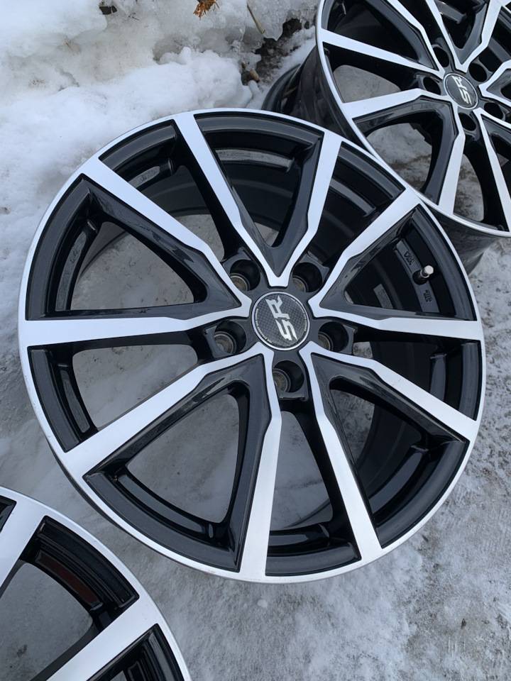 Литые диски Lehrmeister 7,5Jx18 ET38 5x114,3 на Toyota Camry (XV50 ...