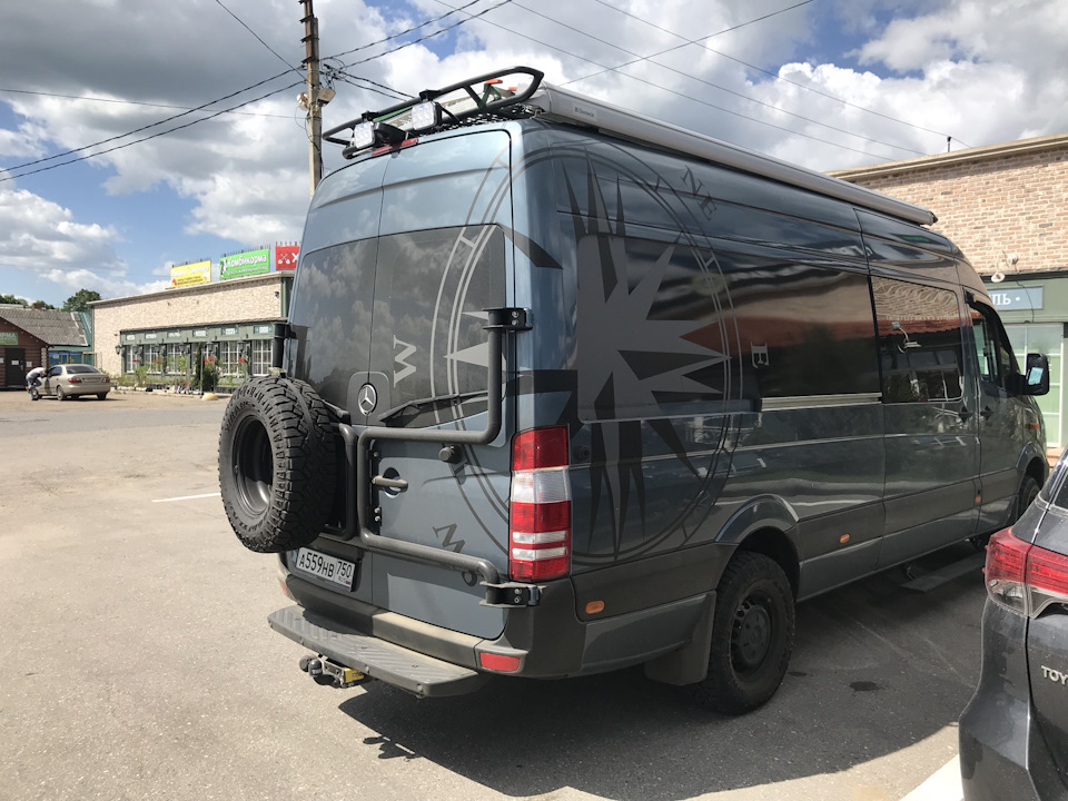 Дорога на выставку — Mercedes-Benz Sprinter (2G), 3 л, 2011 года ...