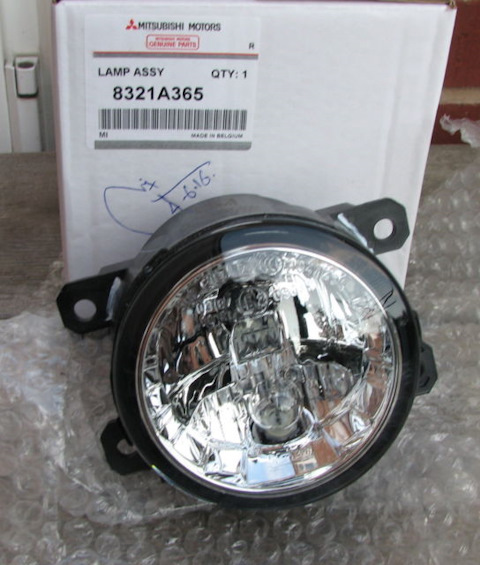 8321A365 ФАРА ПРОТИВОТУМ КОМПЛЕКТ ЛЕВ+ПРАВ+ПРОВОДКА+КНОПКА L200 15 ...