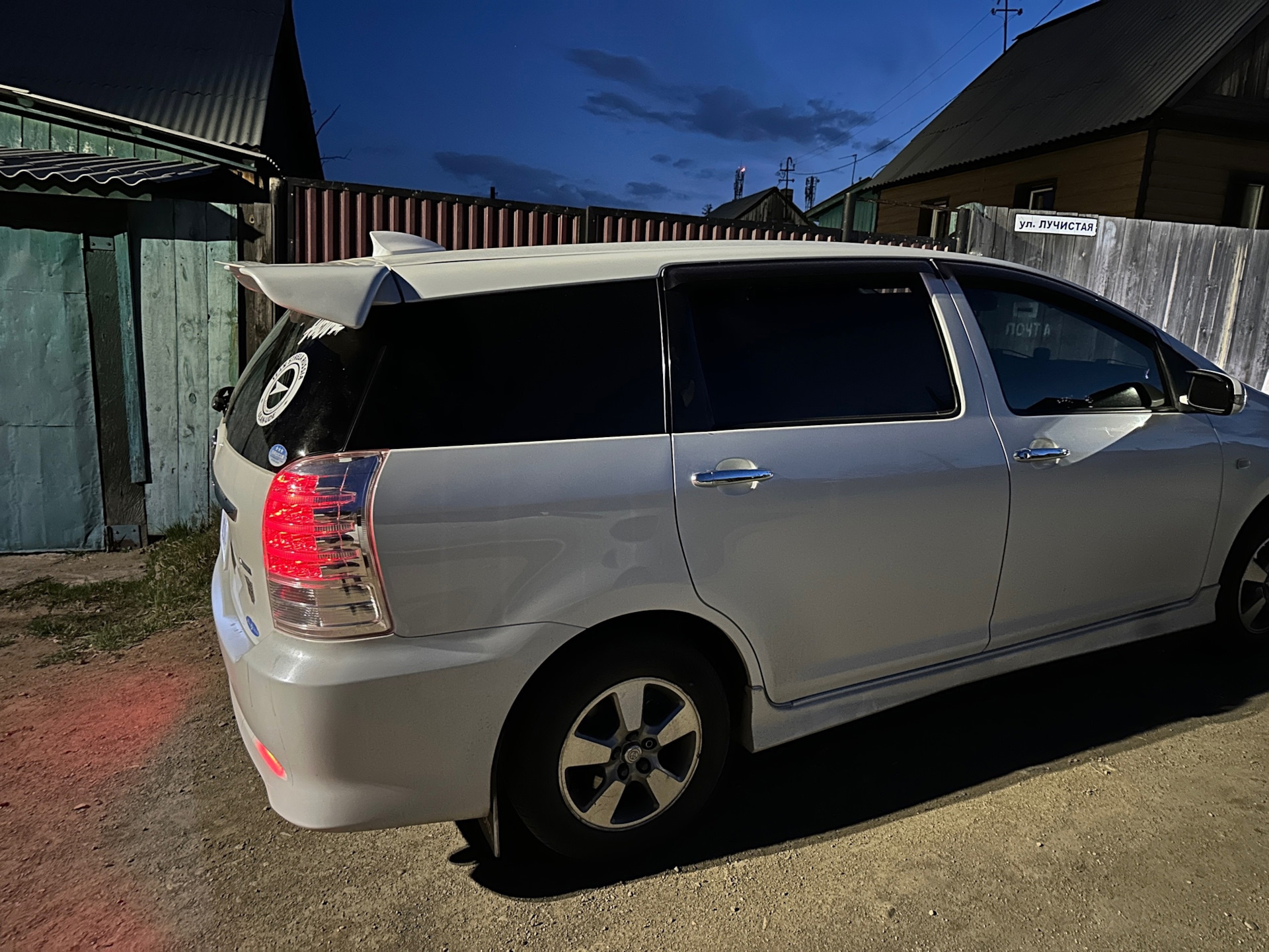 Поставил реплику спойлера Piece Craft и поменял бампер — Toyota Wish ...