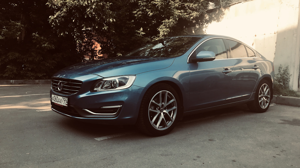 Замена амортизаторов four-c — Volvo S60 (2G), 2,5 л, 2013 года ...