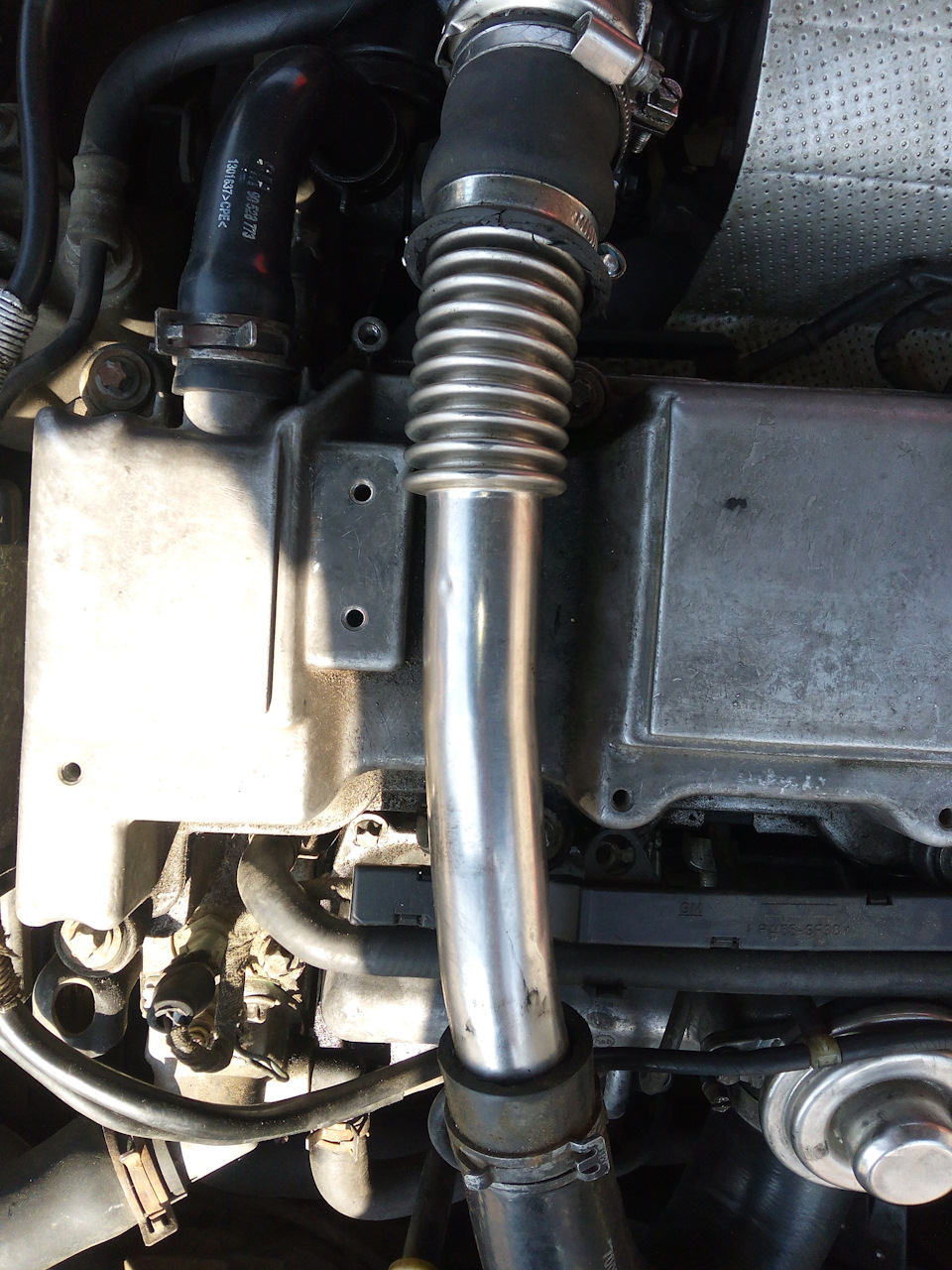 Патрубок, мать его) — Opel Vectra B, 2 л, 1997 года | своими руками ...