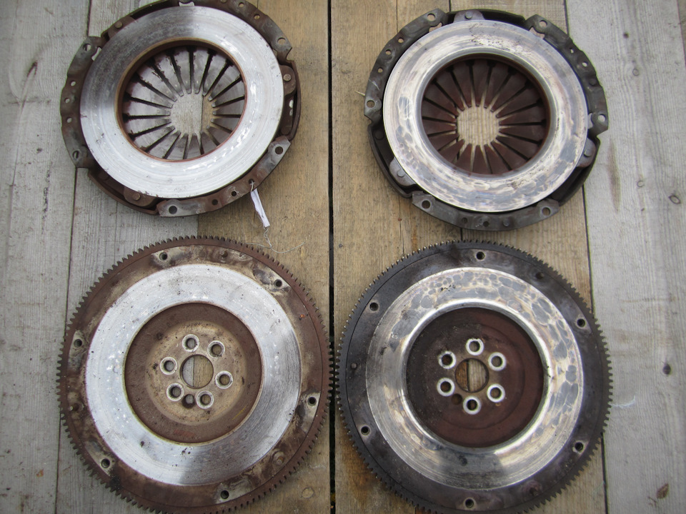 MN101387 подушкa двигателя Mitsubishi | Запчасти на DRIVE2