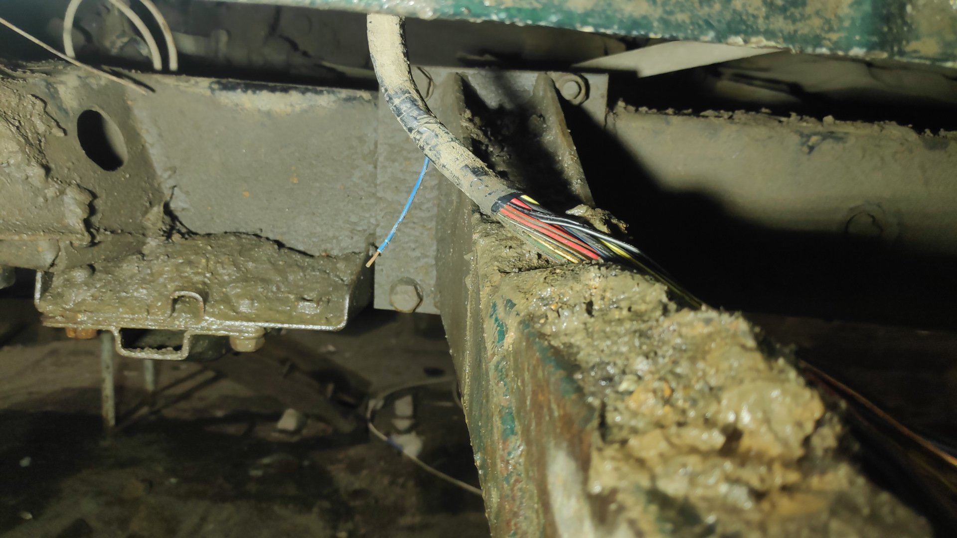 Ошибка АКПП P0765 — Mitsubishi Montero Sport (1G), 3,5 л, 2000 года ...