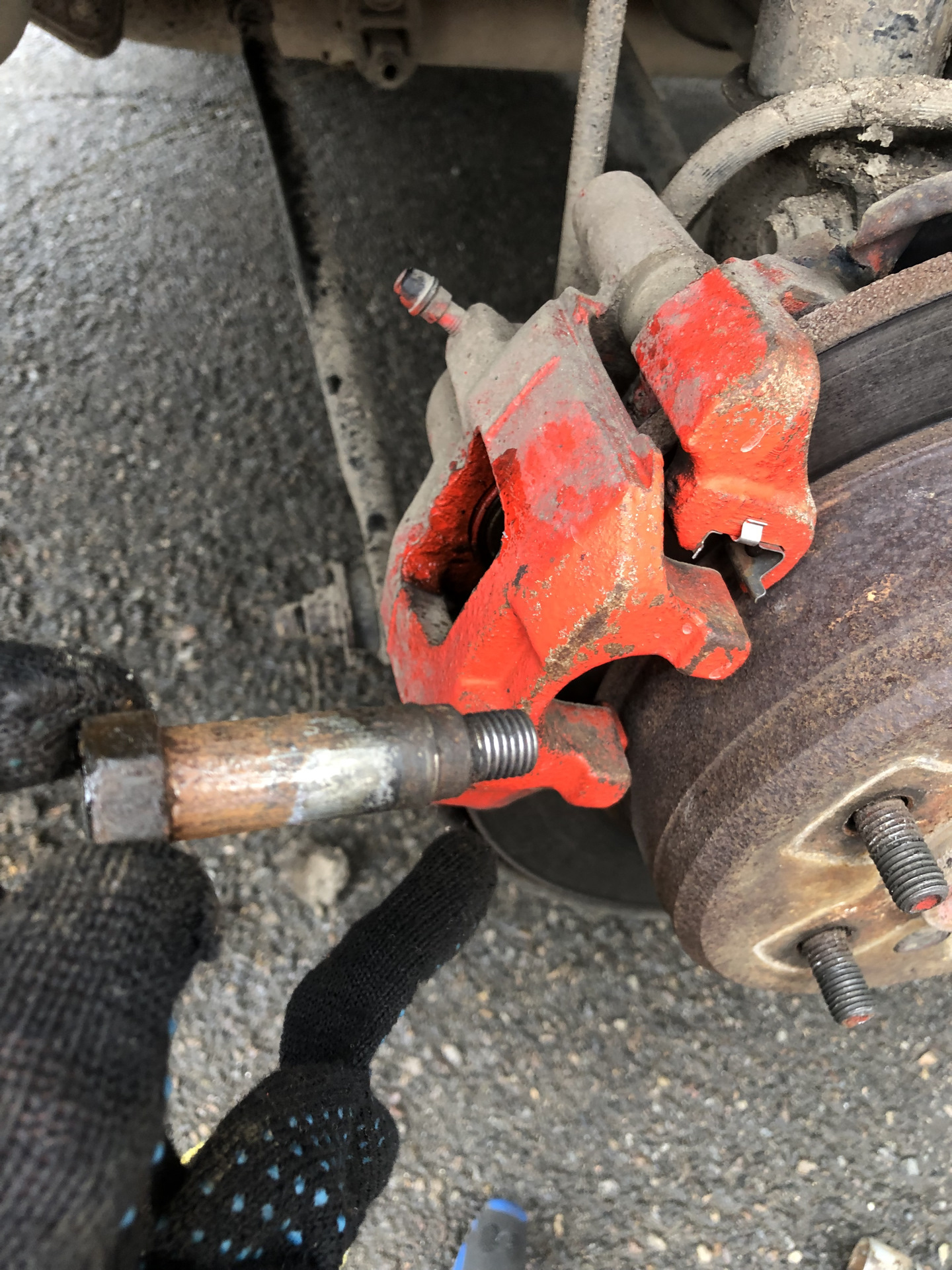 Замена задних тормозных колодок — Lexus ES (XV20), 3 л, 2000 года ...