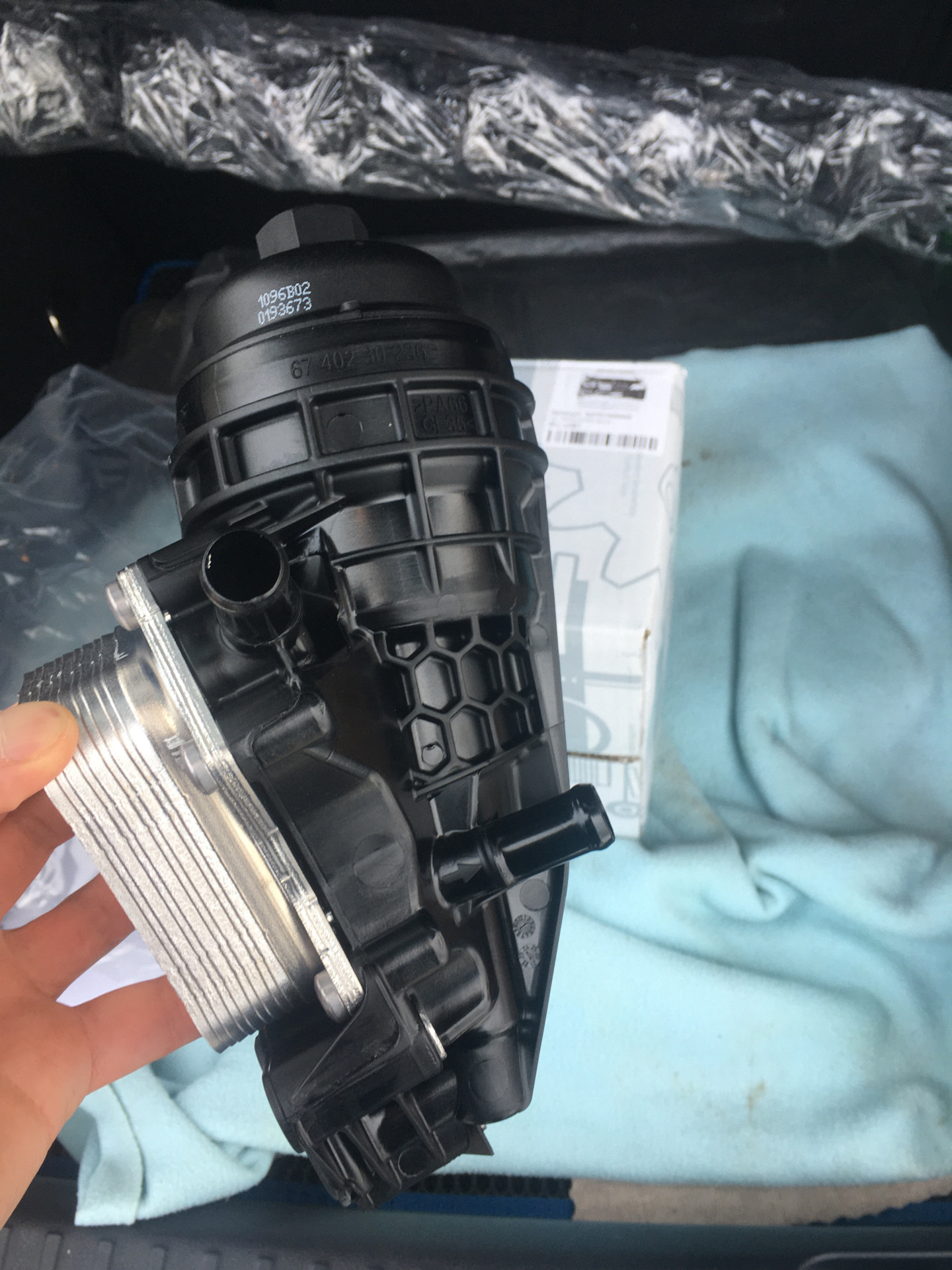 Замена масляного стакана с теплообменником — Mercedes-Benz GLA-Class ...