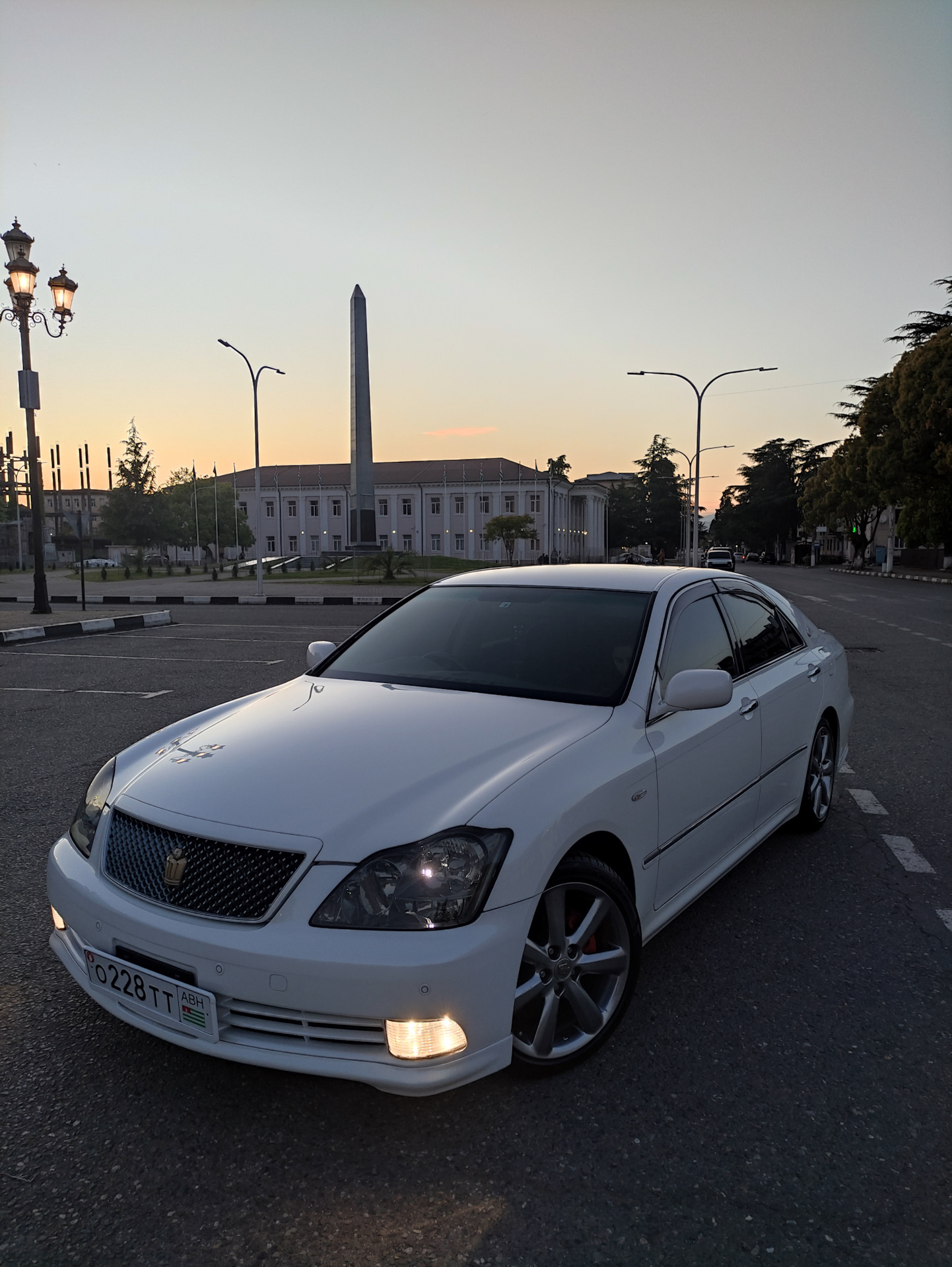 AUX в штатную магнитолу Crown Athlete s182 — Toyota Crown (S180), 3 л, 2004 года | автозвук | DRIVE2