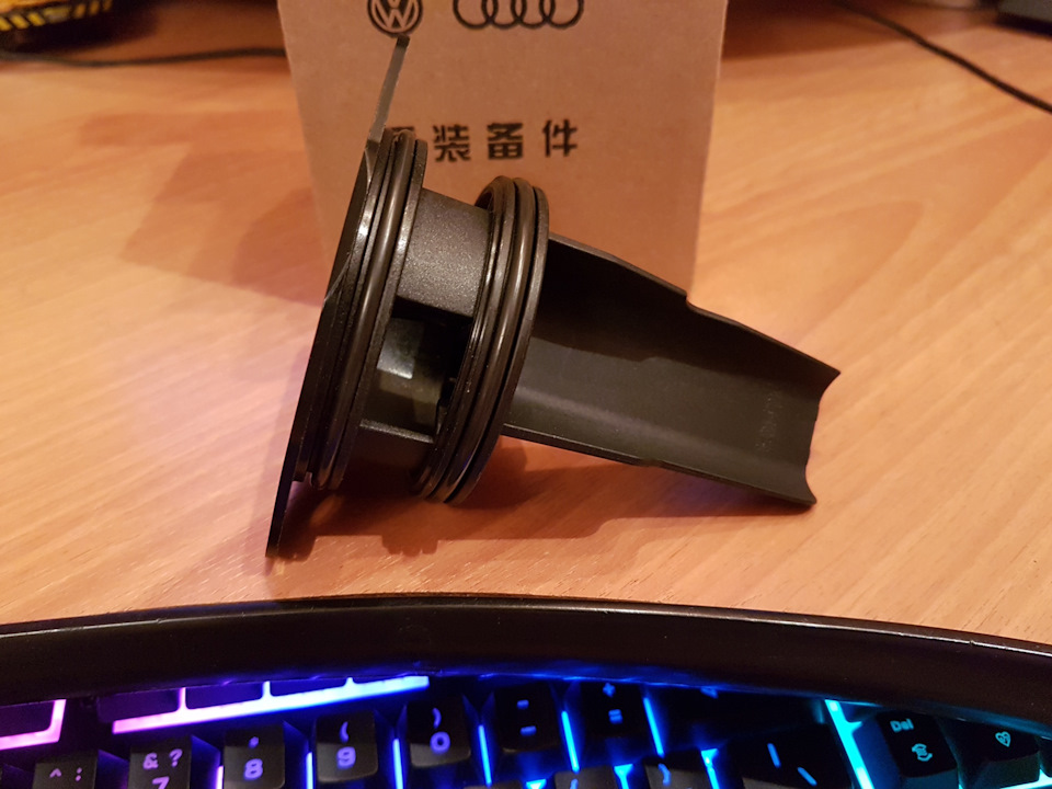 03C103464D Маслоотделитель VAG | Запчасти на DRIVE2