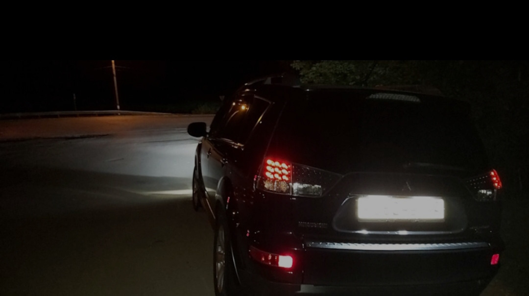 У мотора газики! — Mitsubishi Outlander XL, 2,4 л, 2011 года | запчасти ...