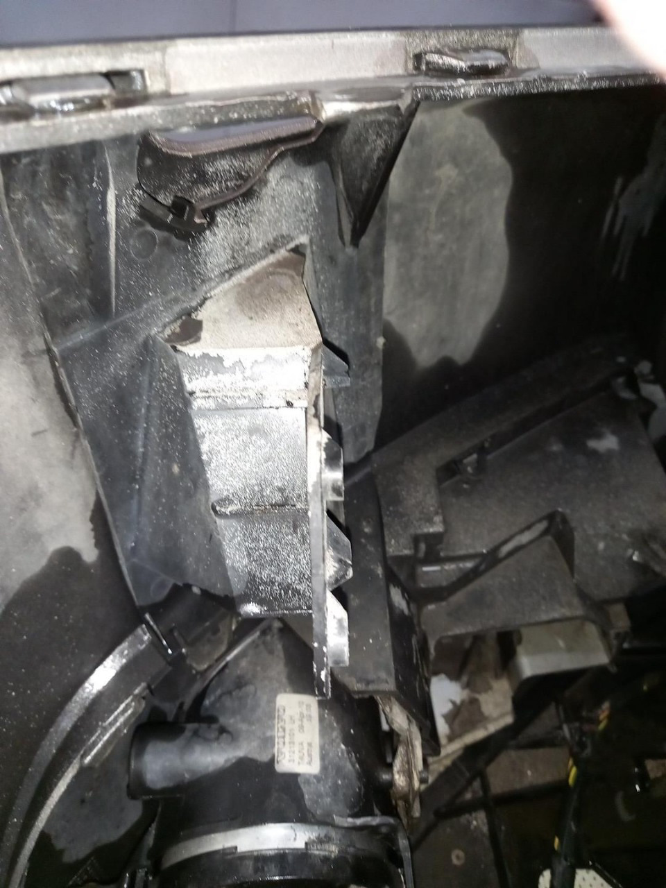 #056 ремонт системы омывателя — Volvo V70 III, 3 л, 2008 года | визит ...