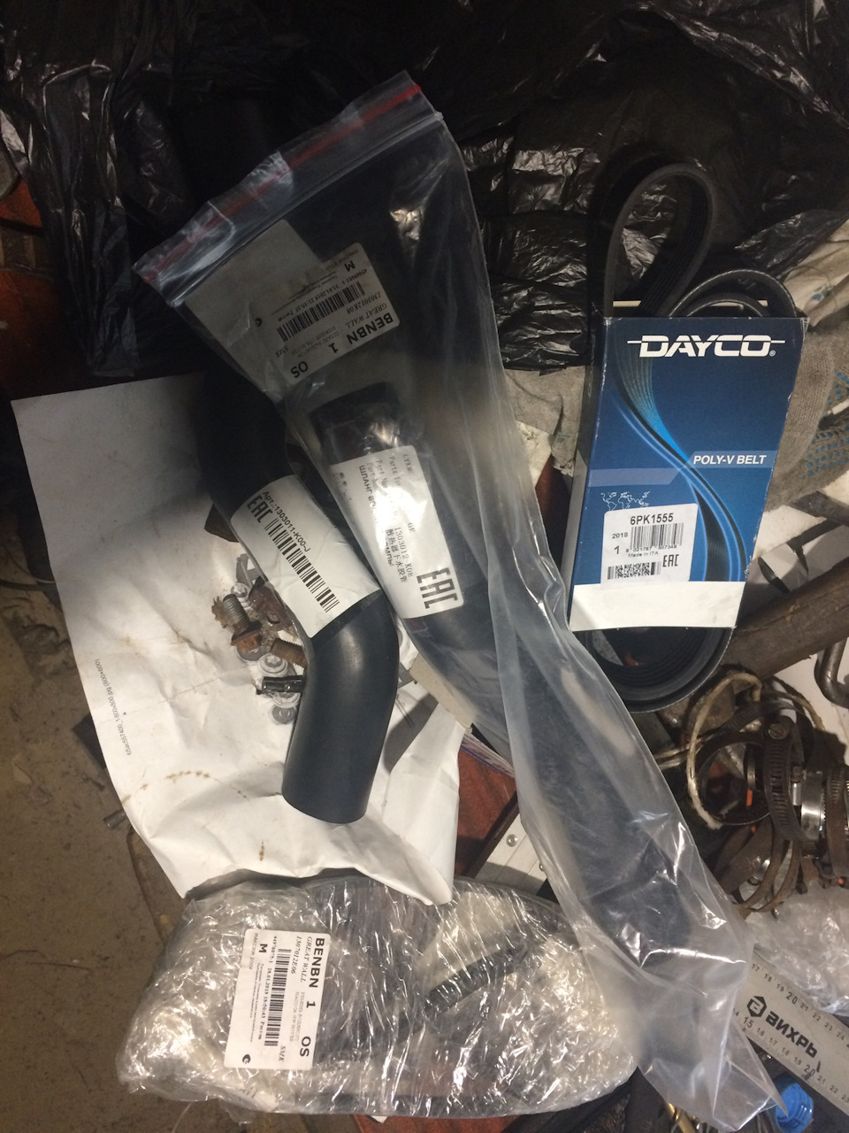 1303011K00J Патрубок радиатора охлаждения верхний Hover GREAT WALL ...