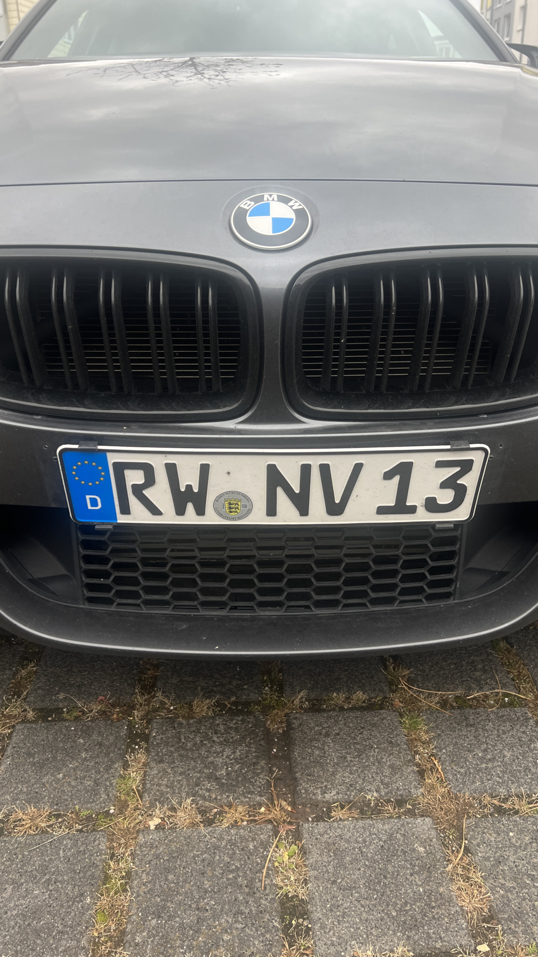 Держатели номерного знака — BMW 3 series (F30), 2 л, 2017 года ...