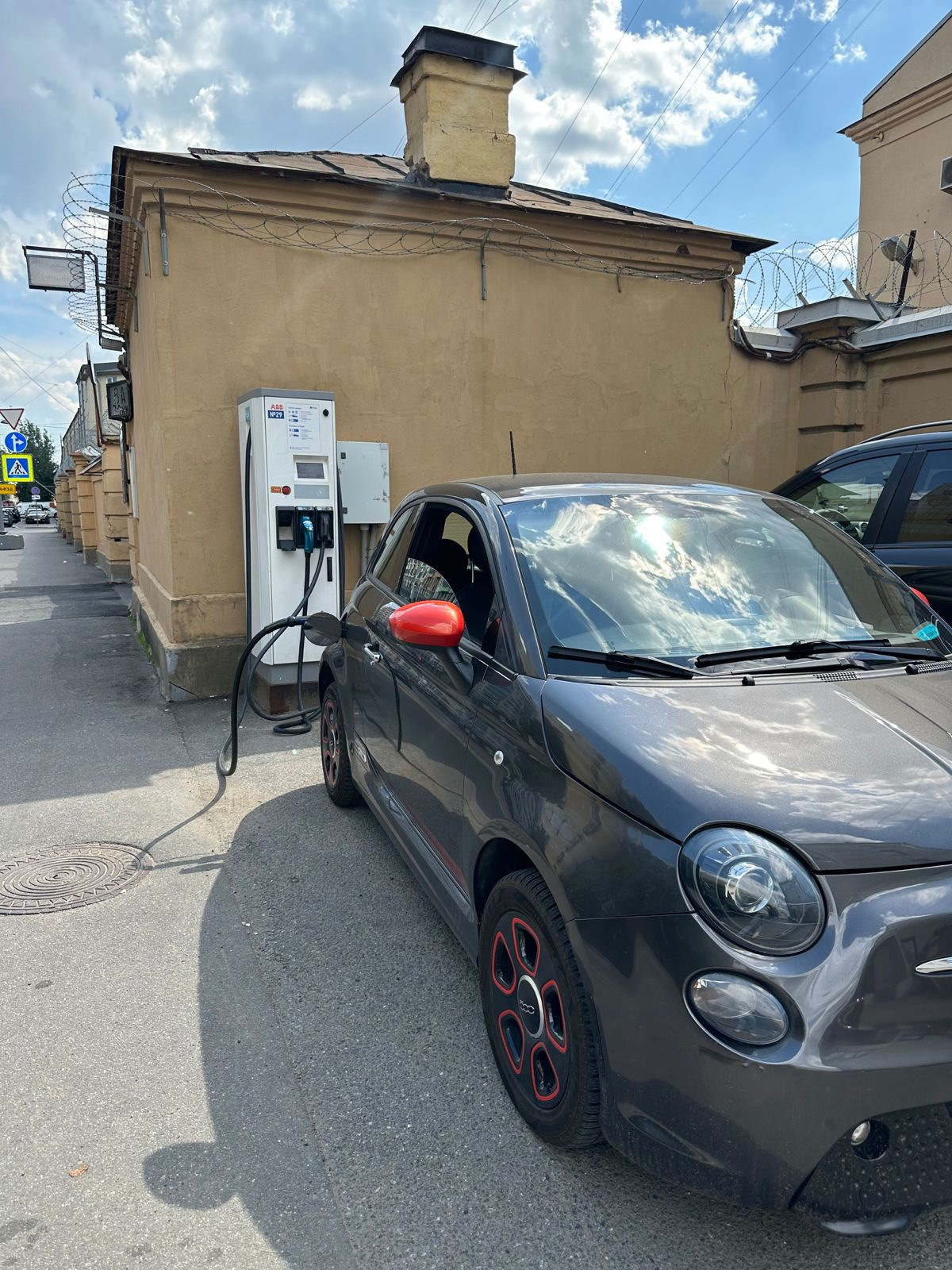 Первый выезд за рулем — FIAT 500E EV (1G), 2015 года | визит на сервис | DRIVE2