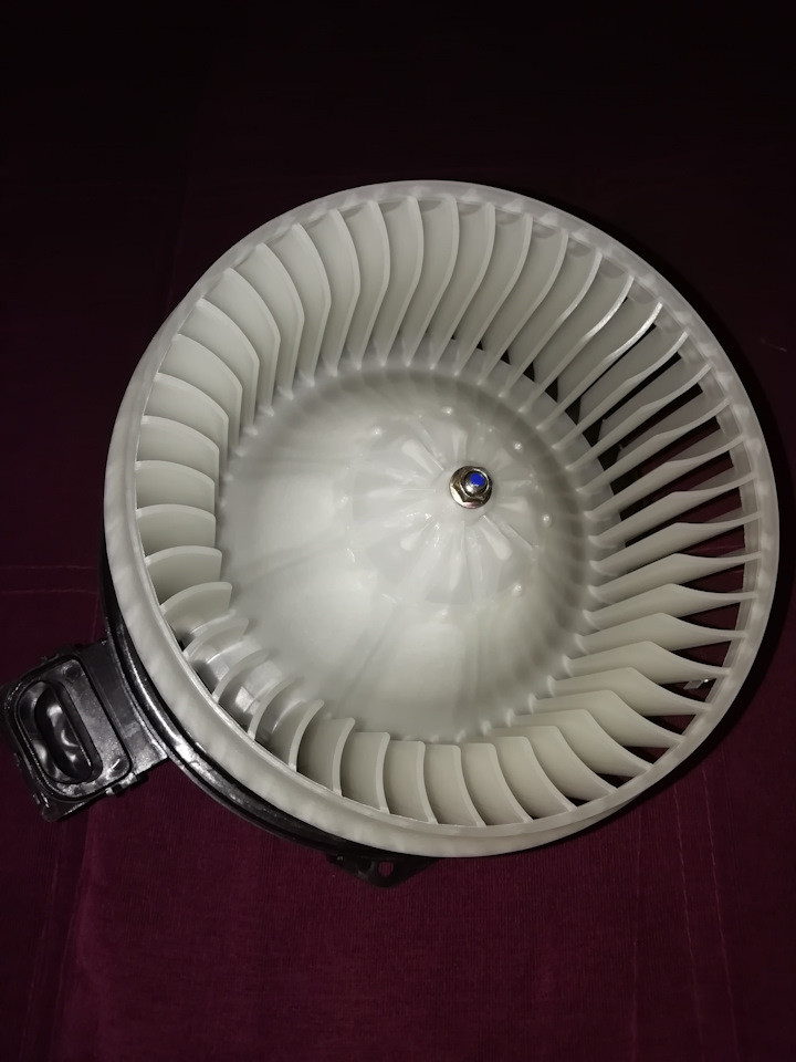 8710360330 Мотор печки TOYOTA LAND CRUISER PRADO 120 02-09/ HILUX SURF ...