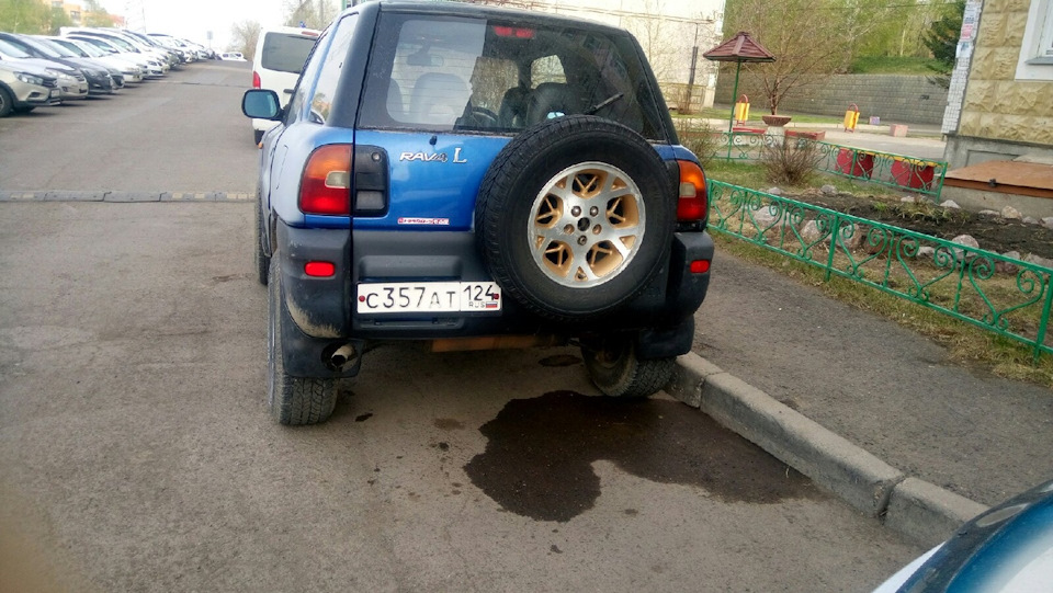 Задние брызговики — Toyota RAV4 (I), 2 л, 1994 года | своими руками ...