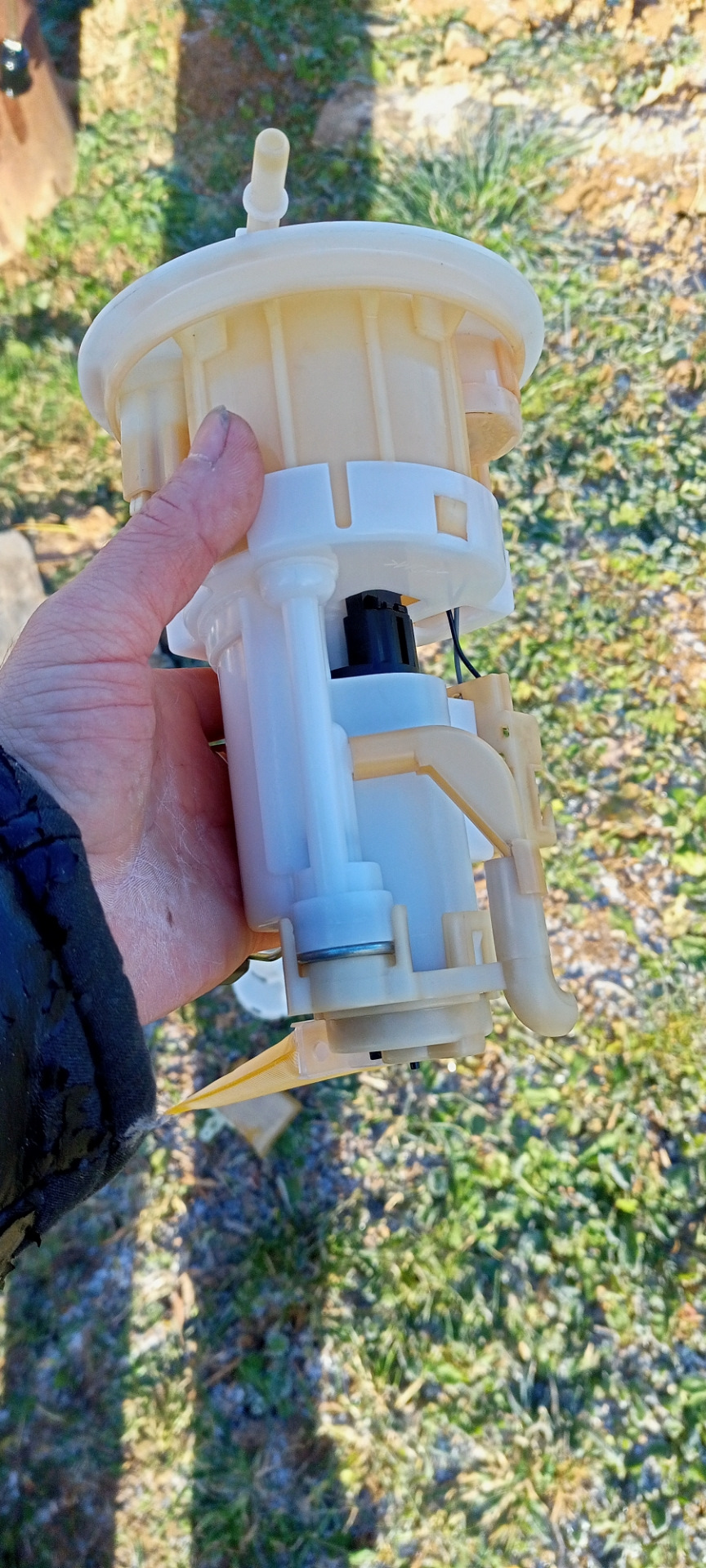 Промывка форсунок, замена топливных фильтров. — KIA Rio (2G), 1,4 л ...