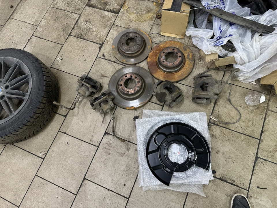 141] Тормозная система от 130i — BMW 1 series (E81/E87), 3 л, 2007 года ...