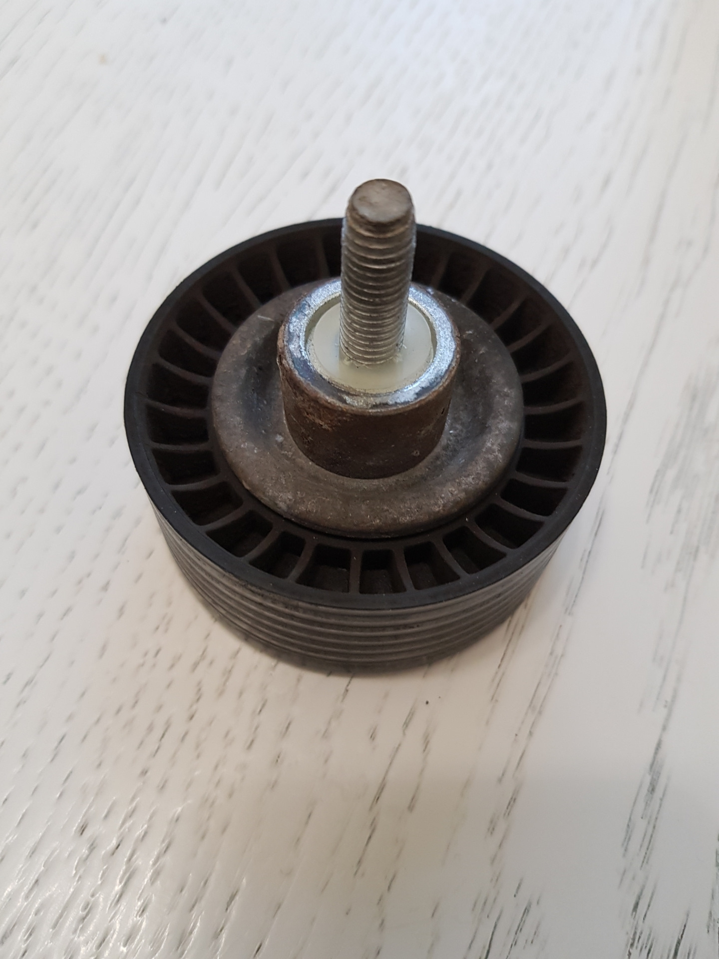 Засвистел ролик приводного ремня — Land Rover Discovery Sport (1G), 2 л ...