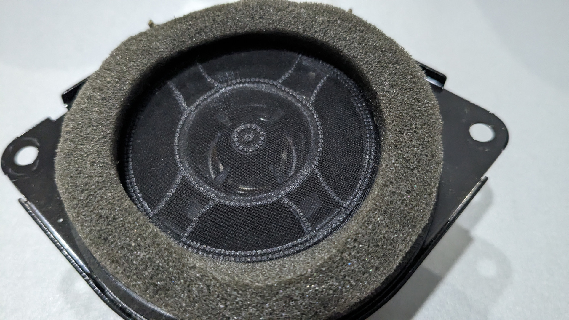 Автозвук ч2. Исправляем дефицит ВЧ за 2тр — Dodge Charger (7G), 3,6 л ...