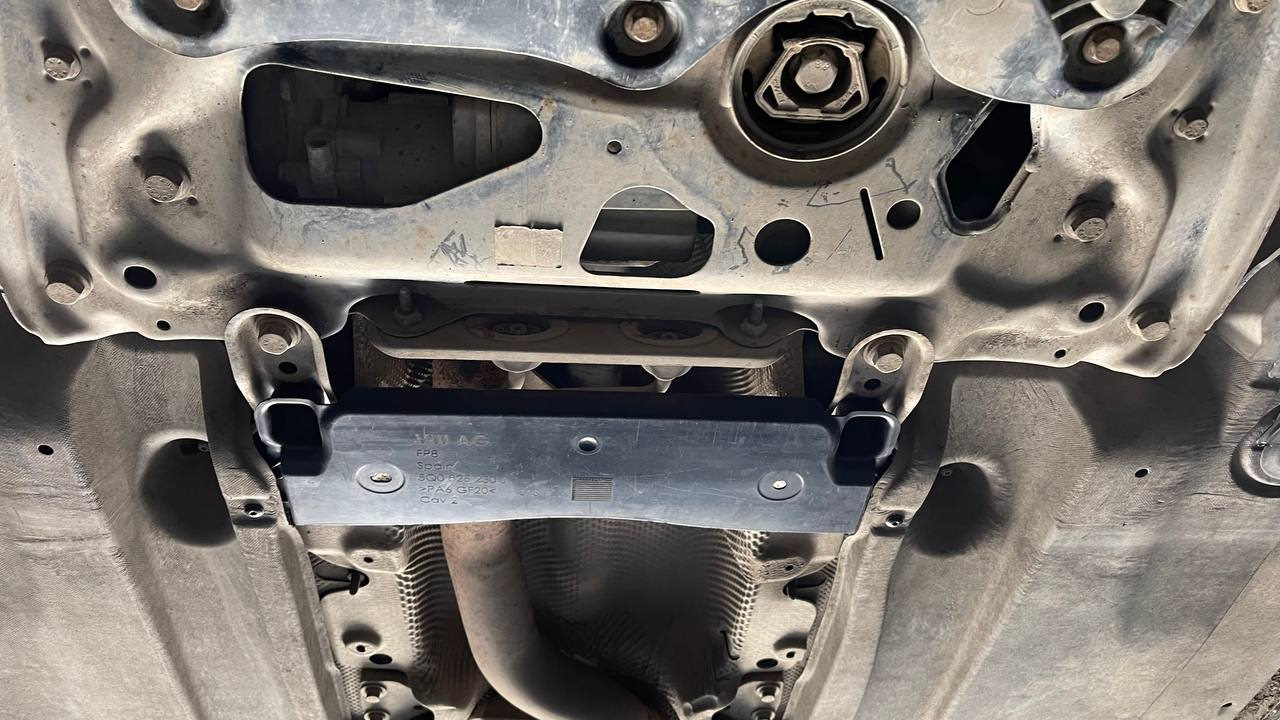 Установка защит — Volkswagen Tiguan (2G), 2 л, 2016 года | запчасти ...