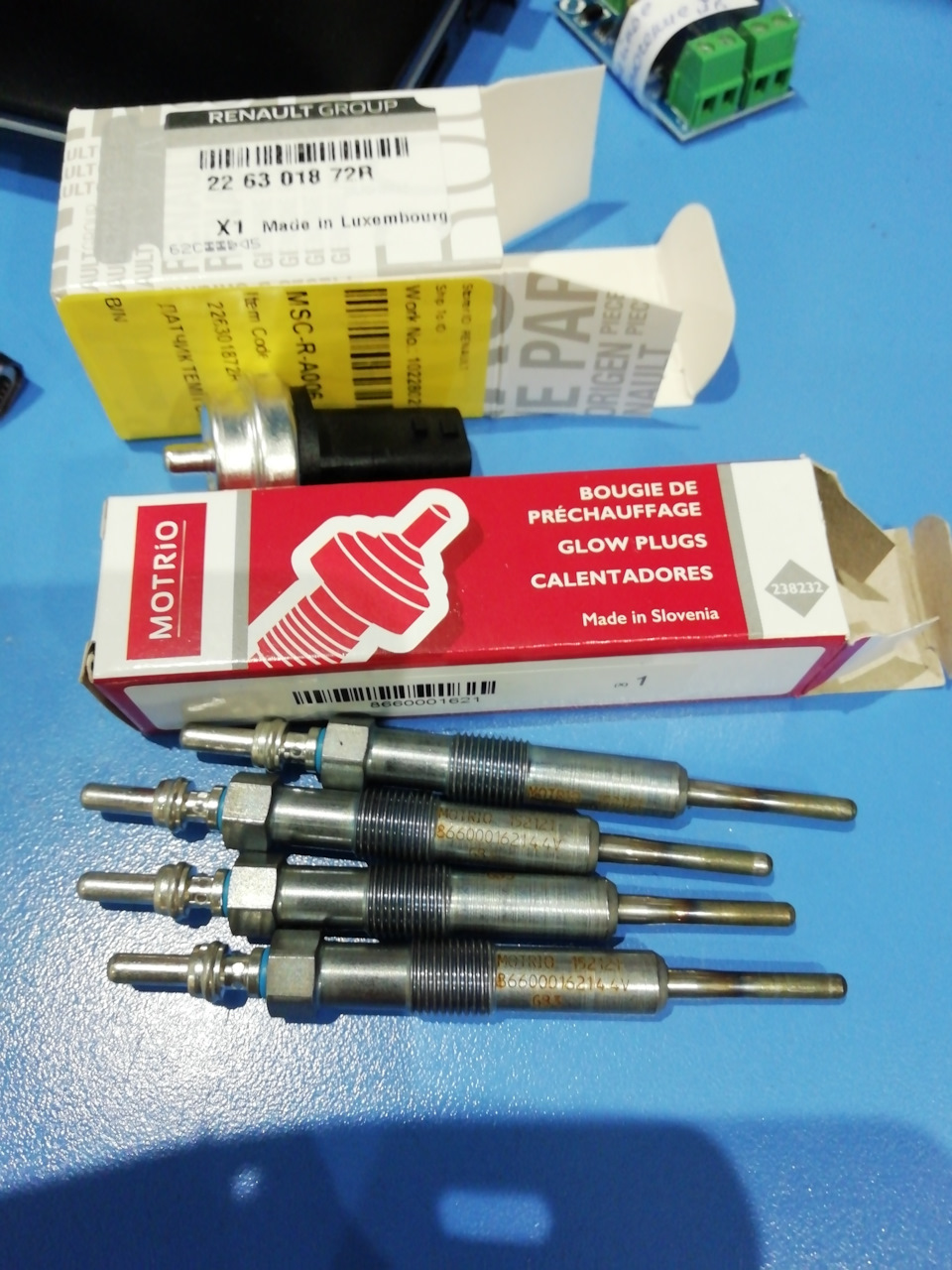 226301872R Датчик температуры сод RENAULT | Запчасти на DRIVE2