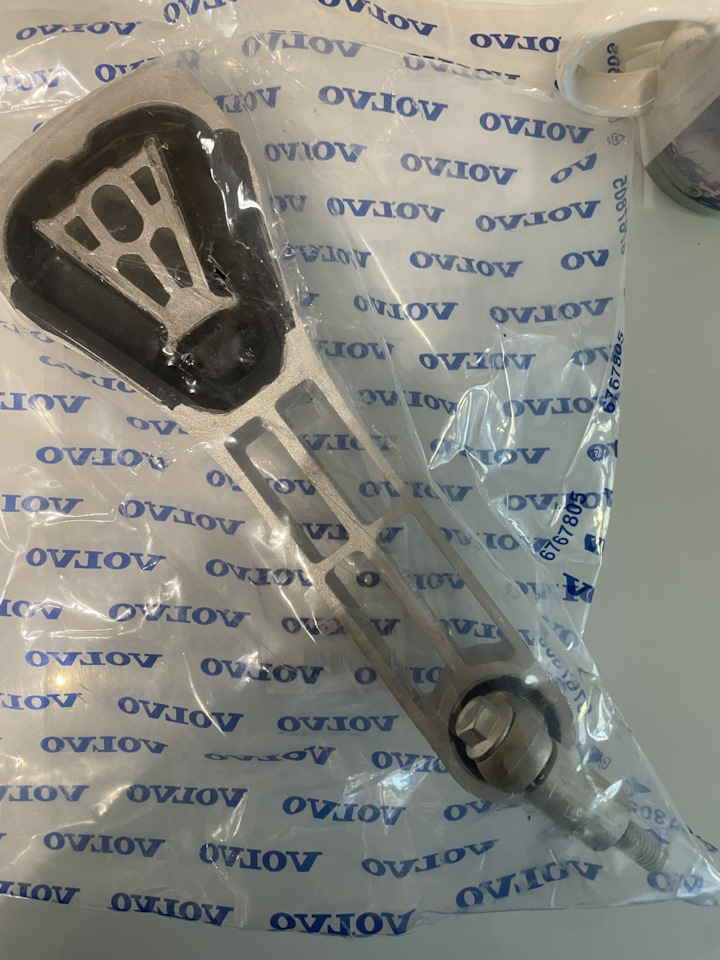 Опора ДВС SPA на Volvo S90 (2G), Volvo V60 (2G), Volvo V90 (2G), Volvo ...