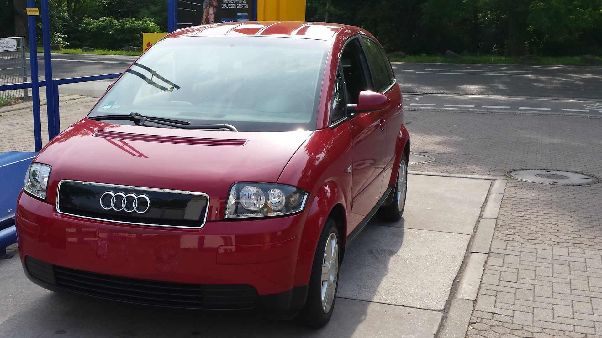 Audi A2 1.6 бензиновый 2002 | 1,6 FSI резвая на DRIVE2