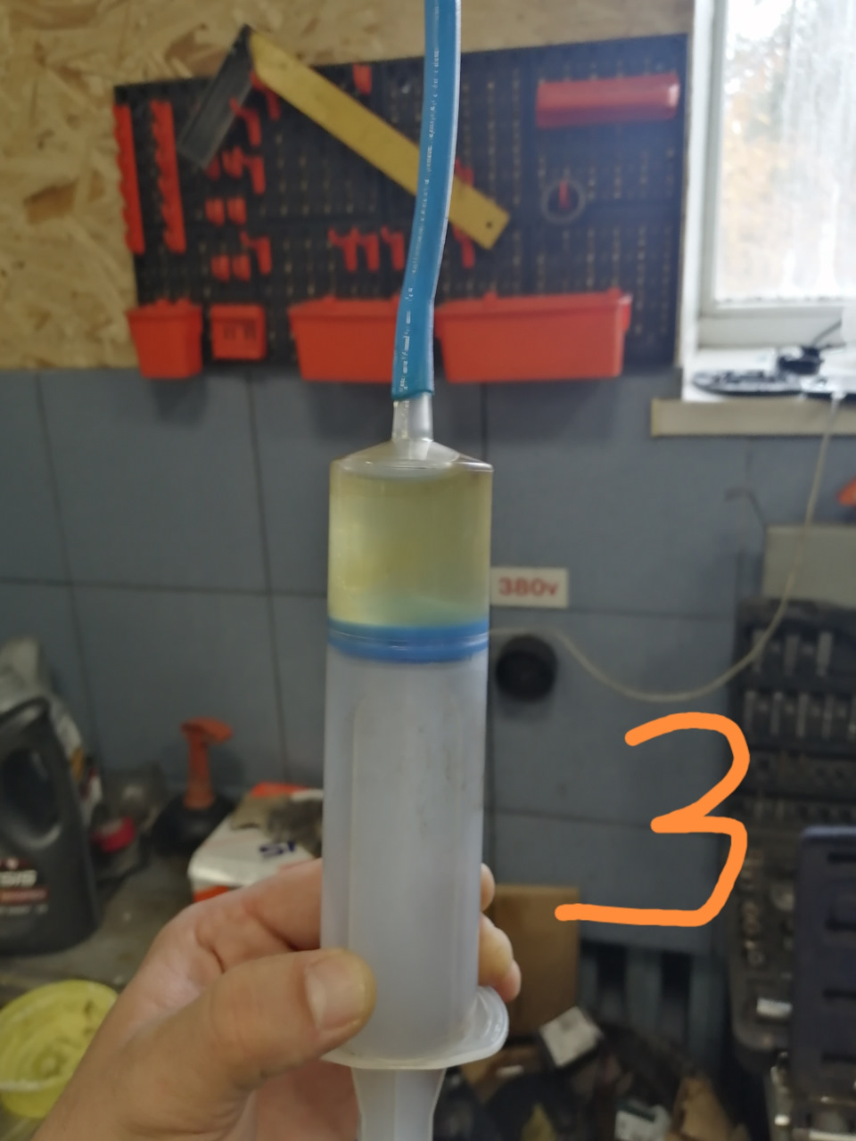 Пробег 203 тыс км. Замена масла в трансмиссии. — Volkswagen Touareg (3G ...