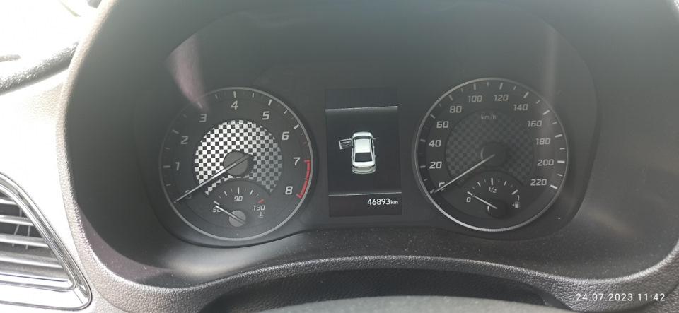 Замена свечей зажигания — Hyundai Solaris (2G), 1,6 л, 2020 года ...