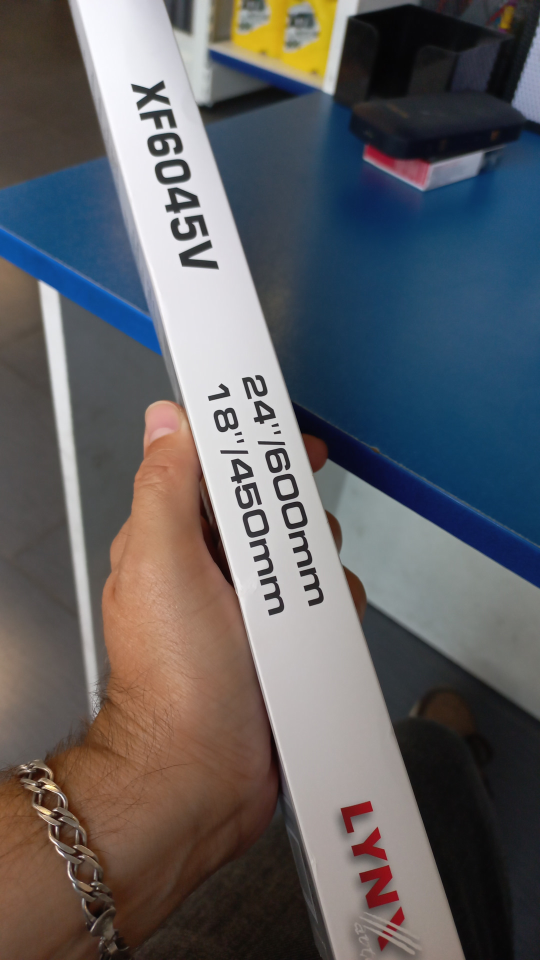 Замена щёток стеклоочистителей — Renault Arkana, 1,6 л, 2020 года ...
