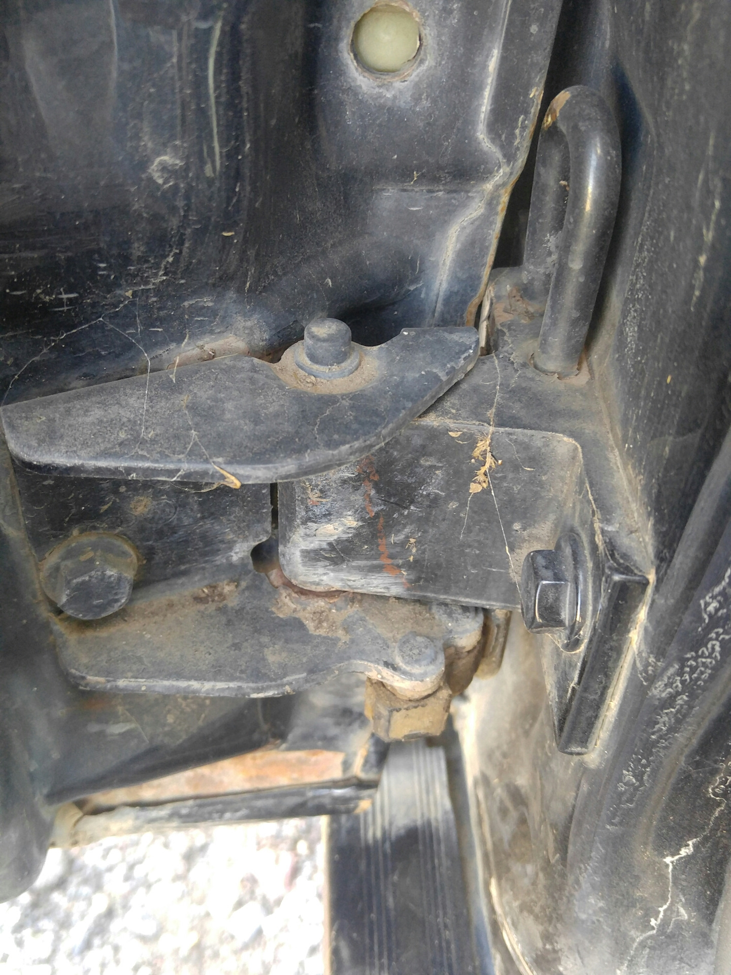 Нужен водительский нижний навес. — Audi A6 Avant (C4), 2,5 л, 1996 года ...