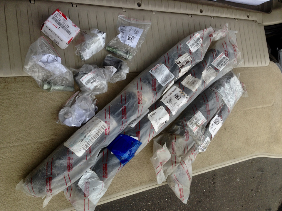 Замена амортизаторов — Toyota Land Cruiser 100, 4,7 л, 2005 года ...