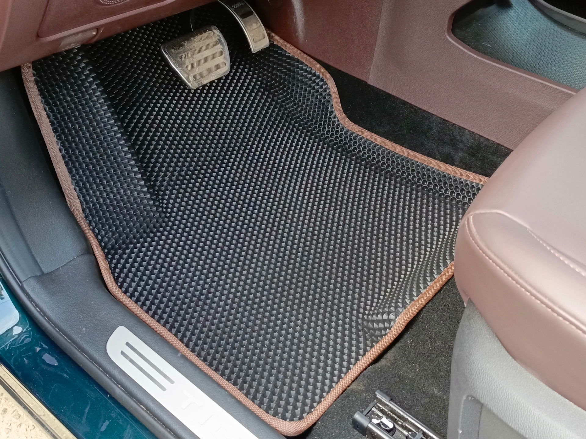 Коврики в салон EVA smart 3D. — Chery Tiggo 8 Pro Max, 2 л, 2024 года | аксессуары | DRIVE2