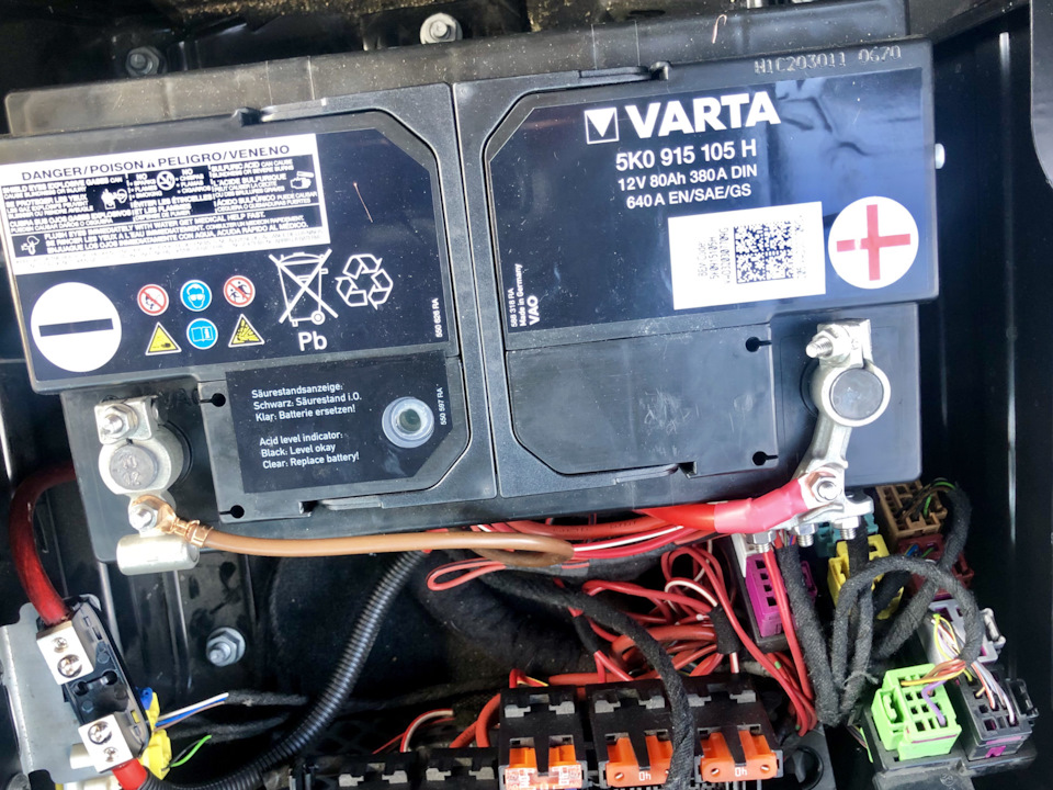 Аккумулятор, автозвук — Volkswagen Transporter T4, 2,5 л, 2002 года ...