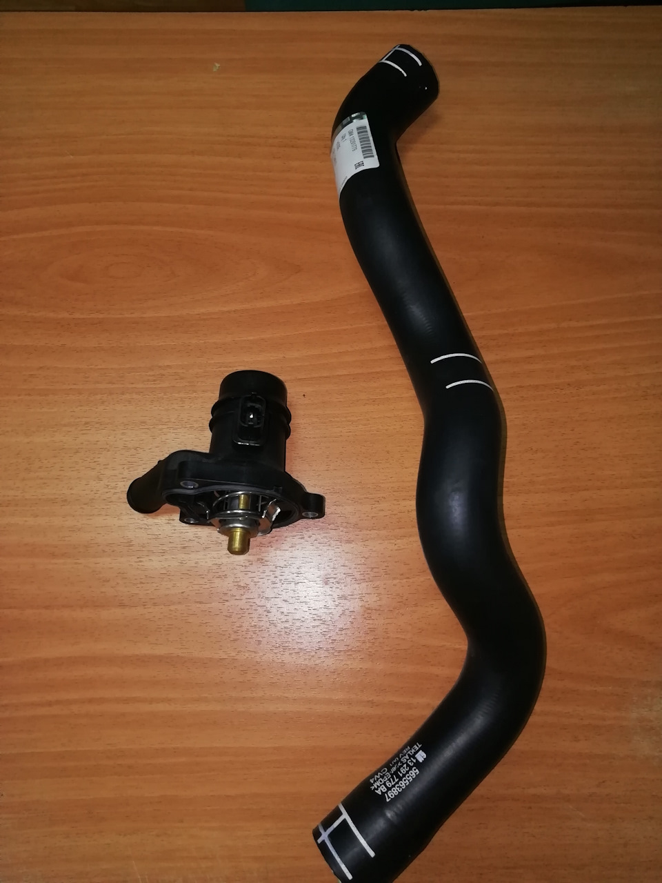 565563897 Патрубок радиатора GM | Запчасти на DRIVE2