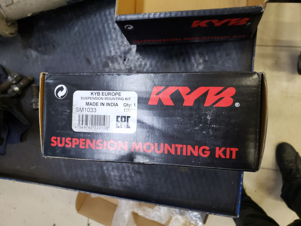 Передние стойки, чашки и реактивки — BMW X5 (E70), 3 л, 2007 года ...