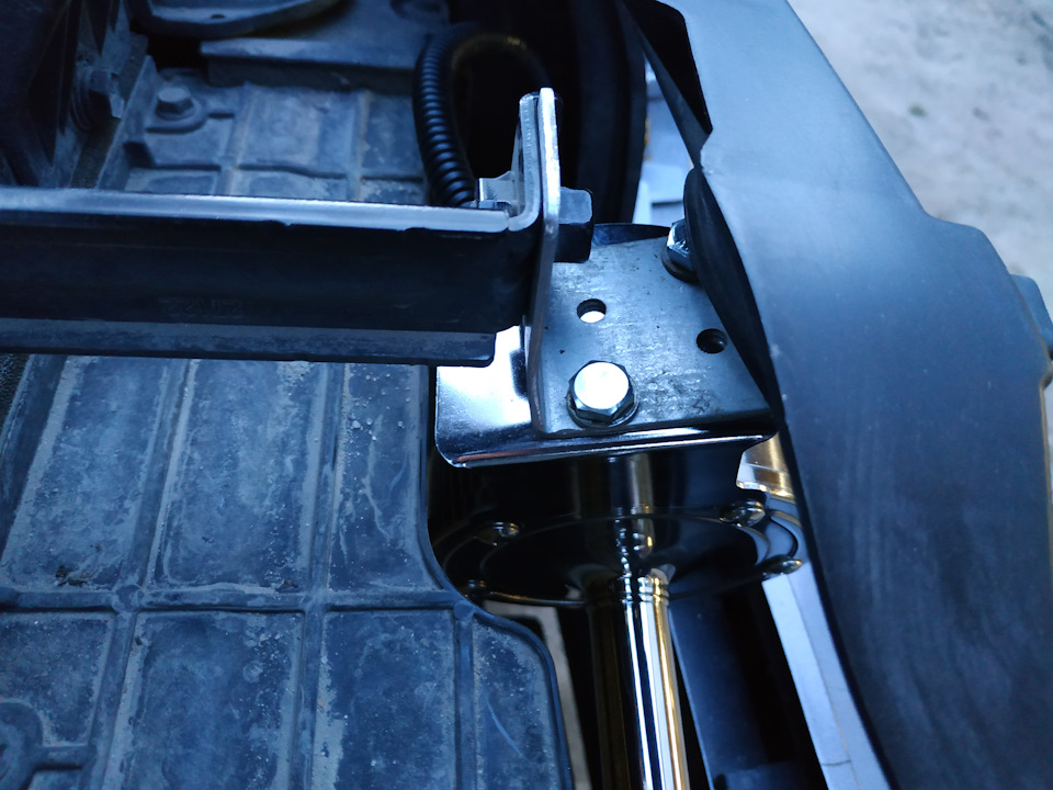 Замена рулевых наконечников и задних развальных болтов BMW F20 — BMW 1 ...