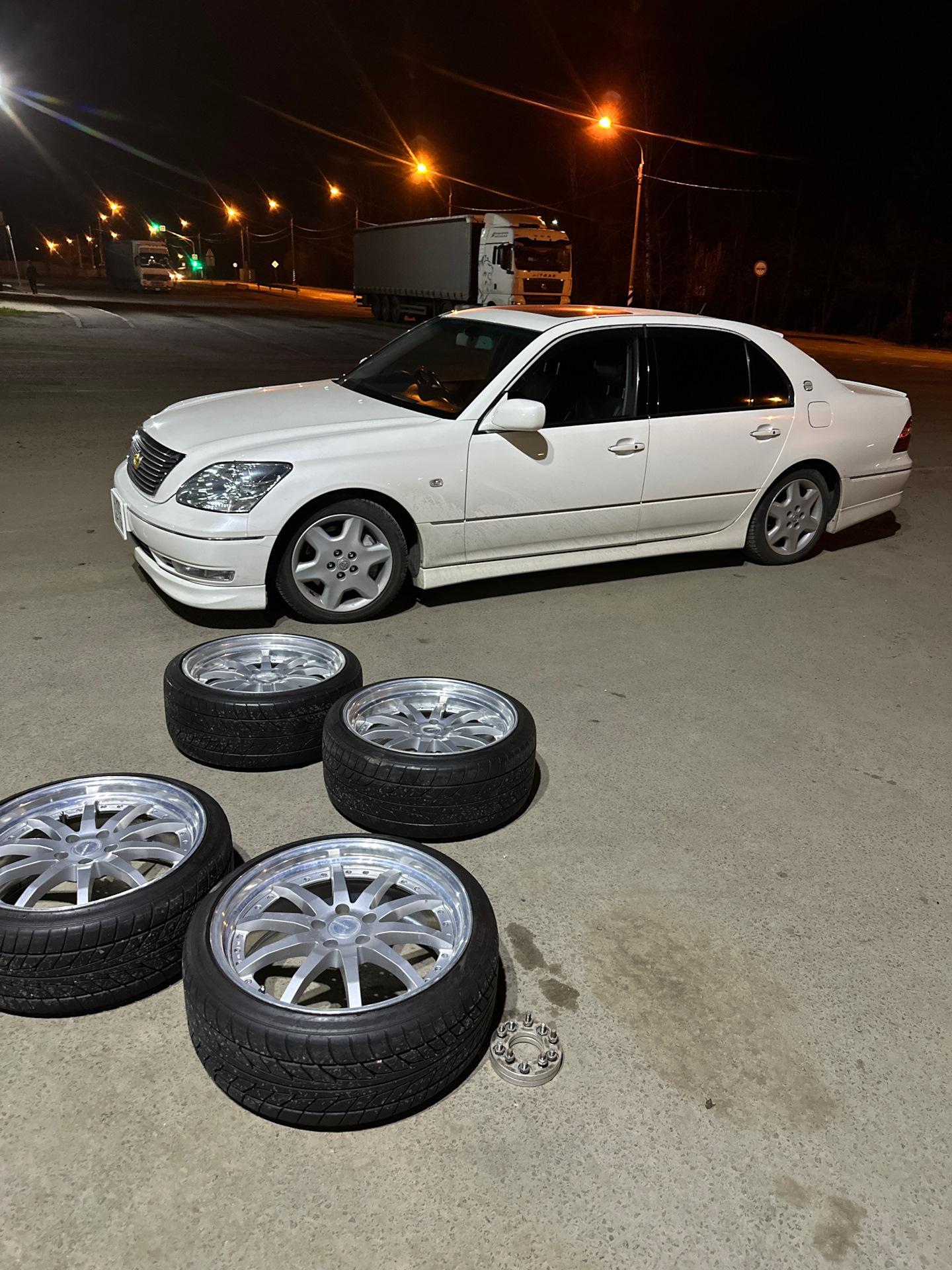 Пришла весна, переобуваемся🥳 — Toyota Celsior (30), 4,3 л, 2005 года ...