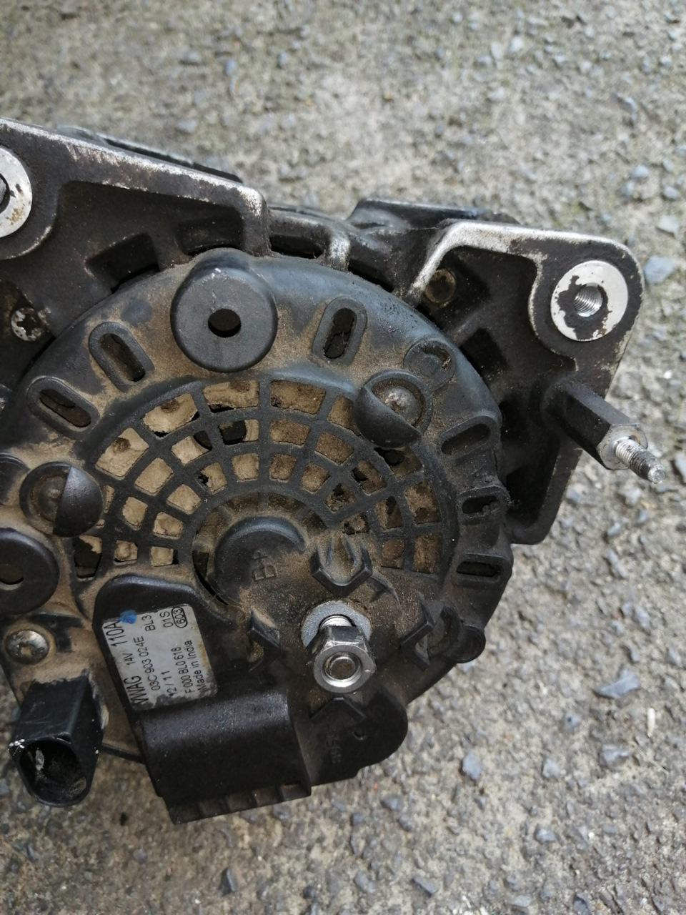 F000BL0618 Генератор BOSCH | Запчасти на DRIVE2