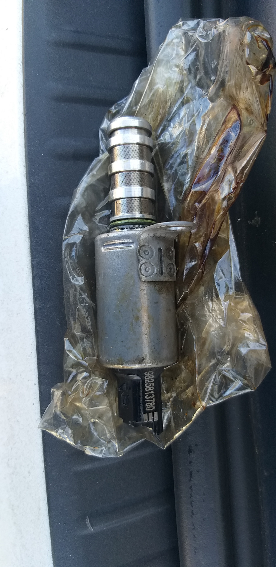 Электромагнитный клапан — Peugeot 308 (1G), 1,6 л, 2008 года | своими ...