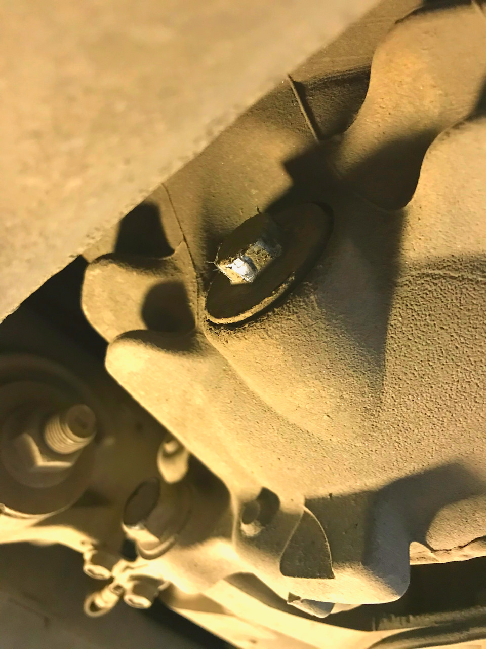 Замена жидкости в мостах/редукторе — Toyota Mark X (GRX120), 2,5 л ...