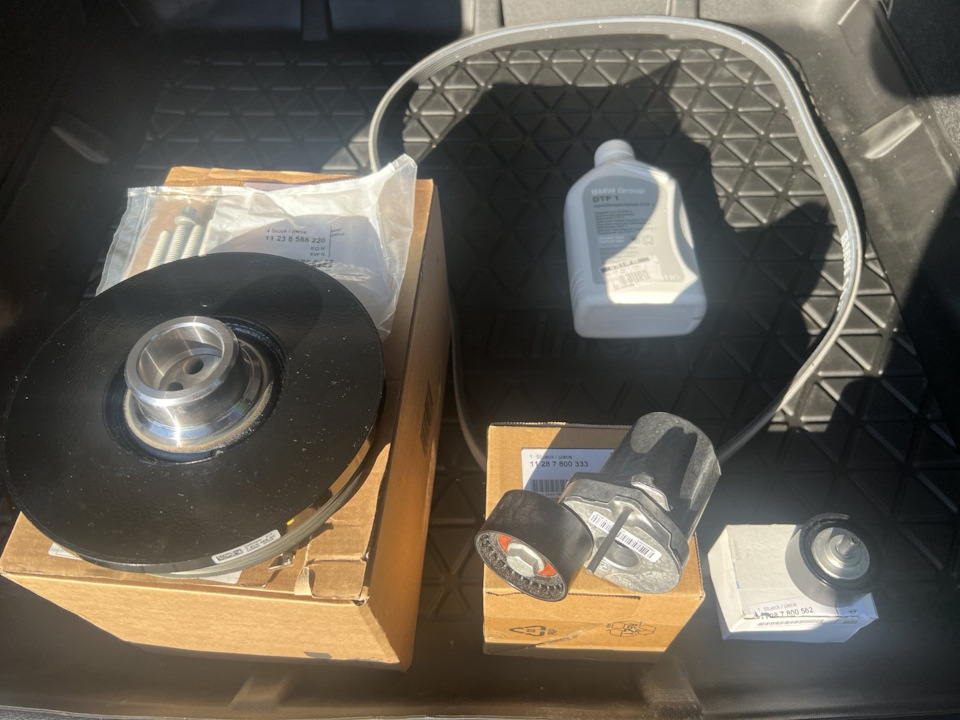 Замена Шкива и масла в раздатке — BMW X1 (E84), 2 л, 2011 года ...