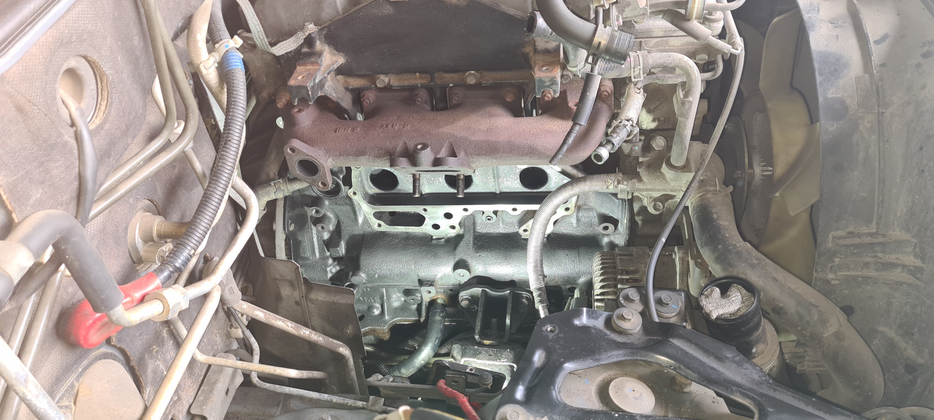 Замена прокладок корпуса кронштейна масл фильтра, корпуса масленного ...